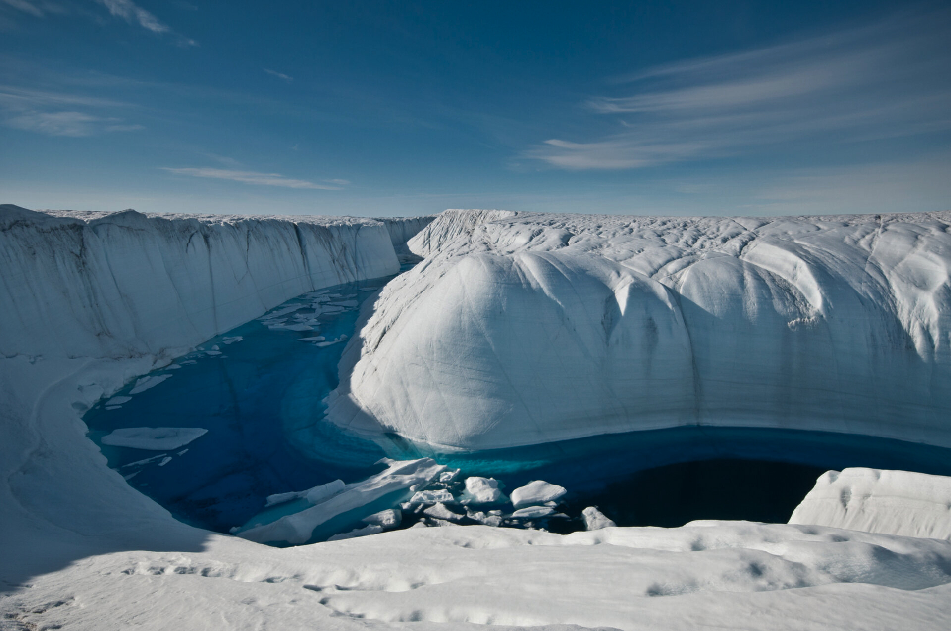 Satellites reveal changes to Earth’s icy zones - Earth Online